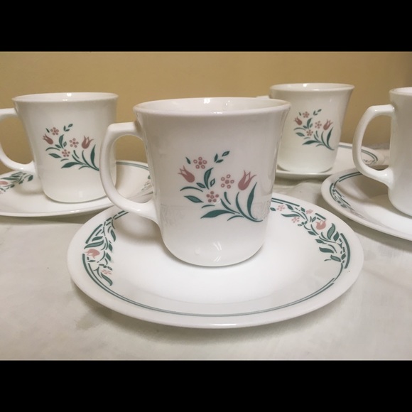 Corelle | Dining | Corelle Rosemarie Tulip Set | Poshmark